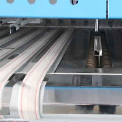China Folding Cloth Machine Bedsheets Ironing And Folding Machine Automatic 1.5kw for sale