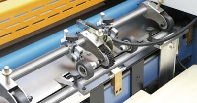 Cina Macchina termica automatica elettrica SADF-540B del laminatore del film in vendita