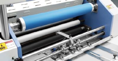 Cina Macchina di laminazione del film termico ad alta velocità automatico di SW-1050GL con la fresa a catena in vendita