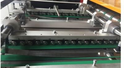 中国 PRY-900 自動 80 pcs/Min カードボード V と U 形 溝 機 販売のため