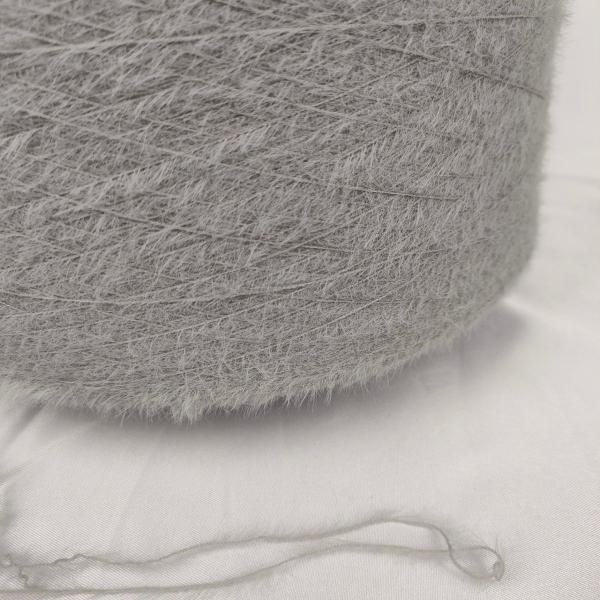 1.3CM 100% Nylon Imitation Mink Garne Flauschige graue Federgarne zum Stricken von Schals