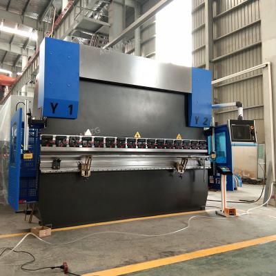 China 8 + 1 telas tácteis gráficos do freio da imprensa do CNC do controlo do motor do servo da linha central 3200MM 2D à venda