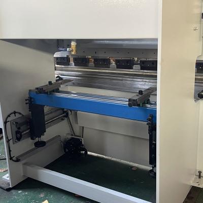 China Máquina de dobra 30T1600MM da imprensa hidráulica de Backgauge do servocontrol de TP10S à venda