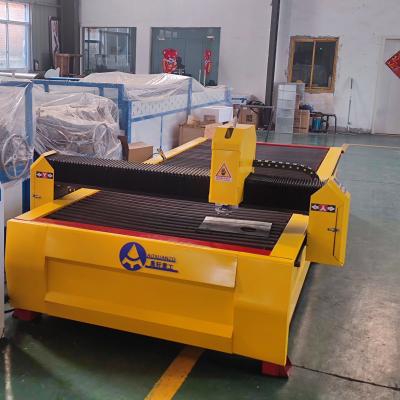 Cina Macchina di taglio del plasma CNC 3015 Galvanizzato Alu Carbonio Ferro SS Tubi a foglia Piccola macchina di taglio del plasma Cnc in vendita