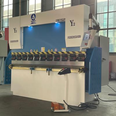 Cina Macchina piegatubi idraulica di WC67K-63T 2500mm 7 piedi di servomotore di Tp10s in vendita