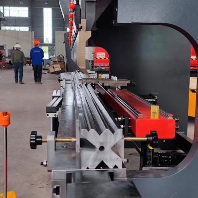Cina Freno della stampa di CNC di WC67K 160T 3200mm con TP10s per il piegamento della lamina di metallo in vendita