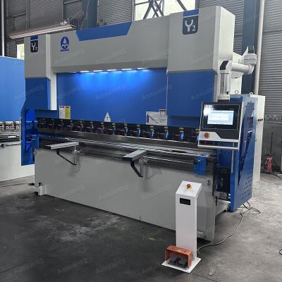 Cina Macchina piegatubi della pressa idraulica WE67K-160T con i piegatori della pressa di CNC di 3200MM 4+1 assi DA53T in vendita