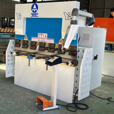 Cina WC67Y-30T1600 macchina di piegatura idraulica soluzione personalizzabile per il processo di produzione in vendita