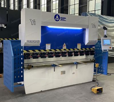 Cina 1 mm di piastra in acciaio inossidabile CNC frenata idraulica 2500 mm servo Cnc piegatrice in vendita