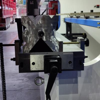China Máquina de dobra CNC 300T 3200 E21 Controlador de folha de dobra à venda