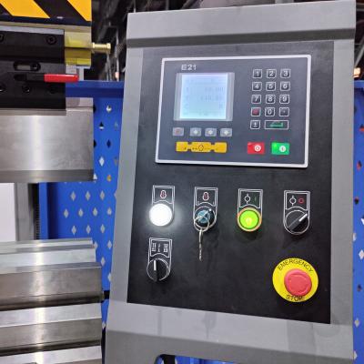 中国 高効率のWC67Y-400T4000 NCコントローラー 液圧プレスブレーキ 26KW 販売のため
