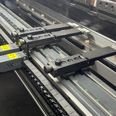 China CNC-plaatbuigmachine Hydraulische CNC-persrem 6+1 As DA66T-controller Te koop
