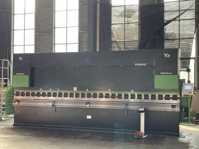 China 6000 mm lengte CNC hydraulische pers buigmachine 200T vouwmachine voor metaal roestvrij staal Te koop