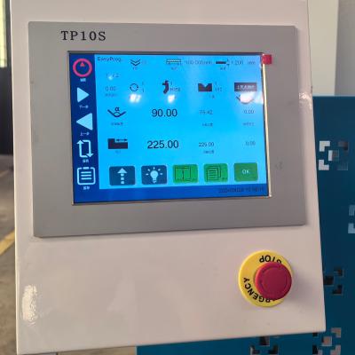 Cina Freni a pressione idraulica 1600mm Tavolo di lavoro Servo Freno a pressione Controller CNC Metallo liscio in vendita