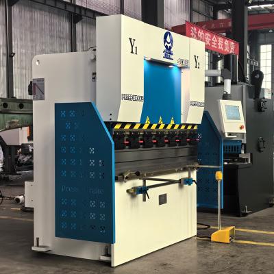 Cina Freni a pressione idraulica 1600mm Tavolo di lavoro Servo Freno a pressione Controller CNC Metallo liscio in vendita