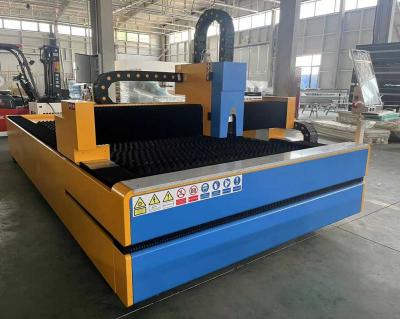 Cina Fabbricanti 1000W 1500W 2000W 3000W Ss CS CNC Fibre Metal Laser Cutting Machine per fogli metallici in vendita