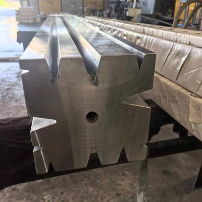 Cina Freni idraulici CNC Presse Potente piegatrice 4 metri Precise And Efficient in vendita