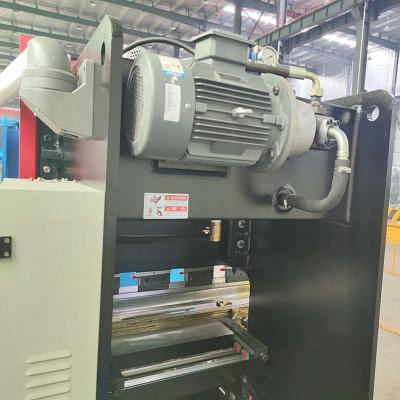 中国 E21コントローラーが付いている油圧CNCの出版物ブレーキ曲がる機械を300KN 1600mm薄板金 販売のため