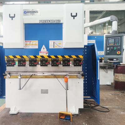 Cina Hydraulic 40T Torsion Bar Press Brakes E21 System NC 1600MM With Guardrail in vendita