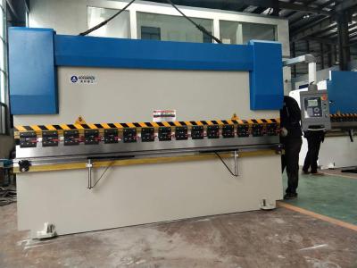 Cina Controllo idraulico del sistema Doible della macchina piegatubi 3200mm 800kn DA41S di CNC della lamiera sottile in vendita