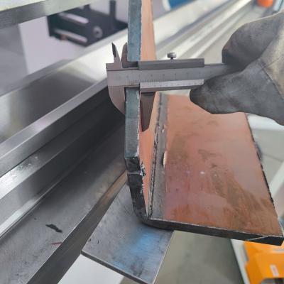 Cina Freno della pressa idraulica di 400KN 1200mm con E21 il regolatore Folding in vendita