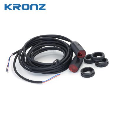 中国 BP18Y 透射光電センサー 50mm-10m 範囲 NPN 出力 IP67 高信頼性 販売のため