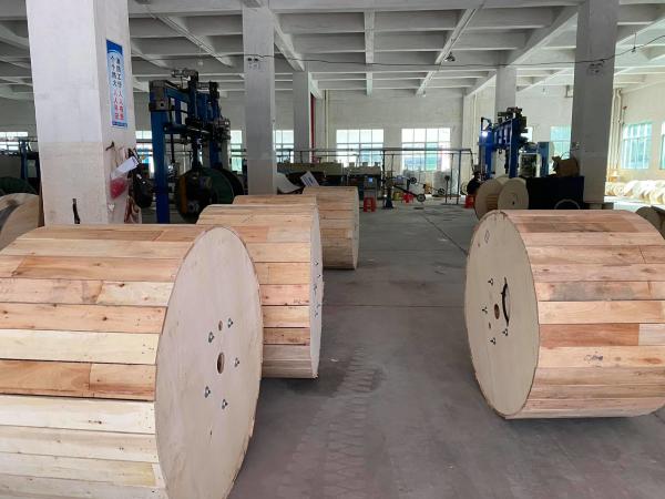 Quality GYTS 8-Core Armored Fiber Optic Cable for Burial Ducts for sale