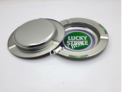 中国 灰皿のパック D 138 * 14mm が付いている印刷された幸運な殴打の円形のタバコの錫箱 販売のため