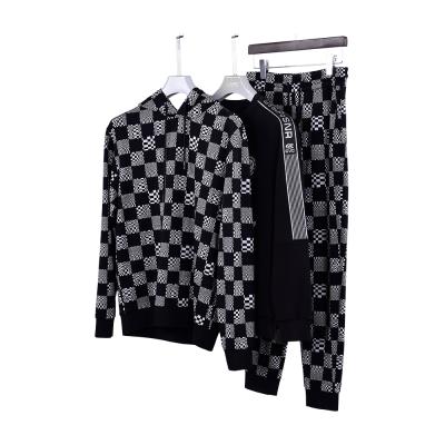 China Fashion Skin-Friendly Checkerboard Hoodie and Track Pants Terry Jogger Sport Streetwear Sweatpants Set for Men for sale