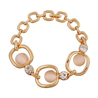China Women Fashion Design Gold Butterfly Shaped Diamond Chain Bracelet for sale