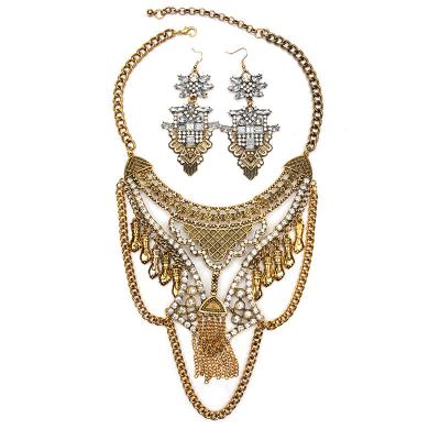 China Wholesale vintagr Handmade Gold and silver alloy Necklace with matching earrings for sale