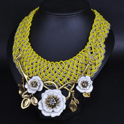 China Fashion rose Jewelry bead tassel Chain Crystal Choker Chunky Statement Bi chocker necklace for sale
