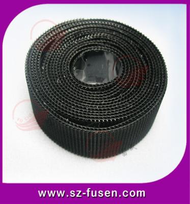 China Heavy Duty Self-Adhesive Backed Velcro Dots 20mm For Garment , Black / White for sale