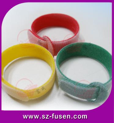 China Adjustable / Reusable Nylon 400mm Velcro Cable Tie Pack For Wire / Cables for sale