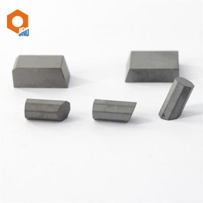 Cina Bottoni YG15C standard in carburo di tungsteno 7,5 x inserti di estrazione mineraria del carburo di 15mm in vendita
