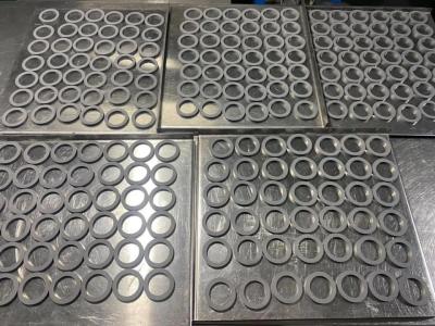 Cina L'usura lucidata del carburo di tungsteno si separa la buona flessibilità e Ring Shape in vendita