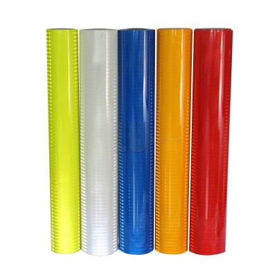 Cina Materiale PC adesivo foglio riflettente prismatico vinile per segnaletica stradale grado ingegneristico in vendita