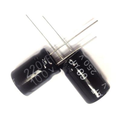 Cina 2000hours condensatore elettrolitico di alluminio radiale 68uF 250V 13*22 105℃ in vendita