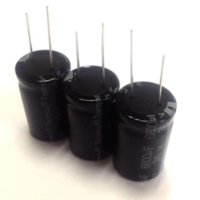 Cina Tipo radiale condensatore elettrolitico di alluminio 6800uF 35V 18*36mm del cavo 2000 ore in vendita