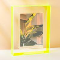 China Modern Acrylic Floating Wall Frames , Magnetic Frameless Plexiglass Picture Frames for sale