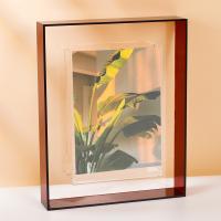 China Modern Acrylic Floating Wall Frames , Magnetic Frameless Plexiglass Picture Frames for sale