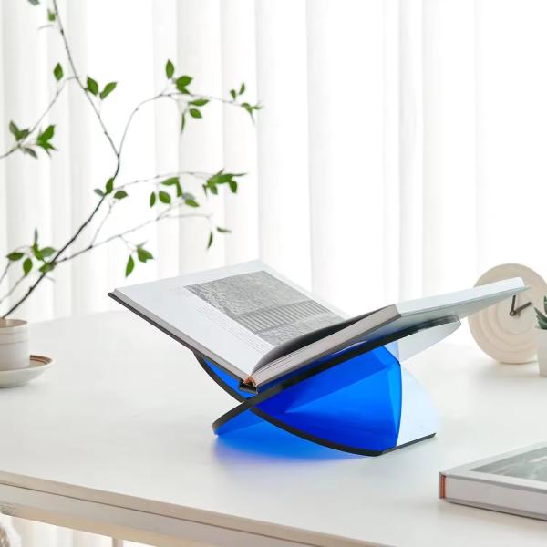 Quality Fashion Design X Shape Custom Acrylic Stand Assembled Acrylic Book Shelf for sale