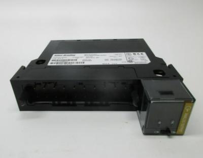 中国 1756-OF8 ALLEN BRADLEY コントロールロジックス 8 Pt A/O Iまたは V モジュール ± 10V 0...20 mA 販売のため