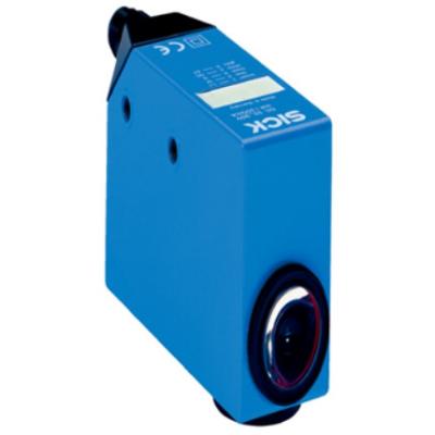 China SICK CS81-P1112 Color Sensors CS8 Male Connector M12 5-Pin 30.4 mm x 80 mm x 53 mm for sale