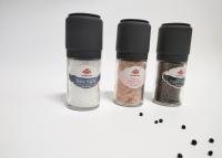 China Refillable Plastic Cap Glass Jar Pepper Grinder with Ceramic Mechanism 200ml for sale