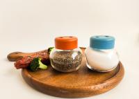 China Customizable Glass Spice Jar with Plastic Lid Refillable 50ml to 200ml Capacity for sale
