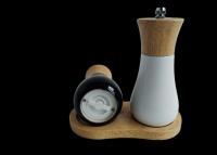 China Modern Adjustable Ceramic Salt and Pepper Grinder Set - 2-Piece Wooden Manual Spice Mill with Customizable Colors for sale