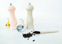 China Customizable Wooden Salt and Pepper Grinders 15.5cm Ceramic Core for sale