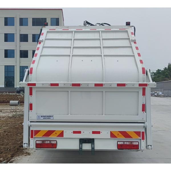 Quality Municipal Sanitation Garbage Compactor Truck 89km/H Maximum Speed for sale