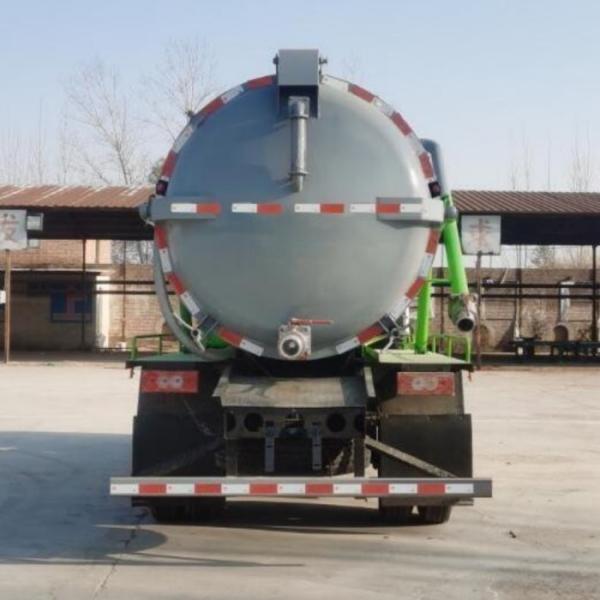Quality 8m3 8000L 12tons Diesel Sewage Suction Truck With YCY30195-66 Engine for sale